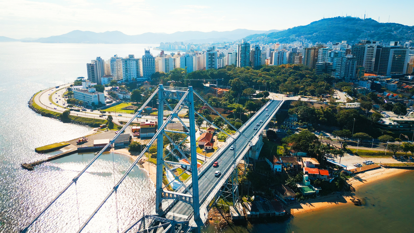 Florianópolis, Recife e SP lideram alta do mercado imobiliário - Portas
